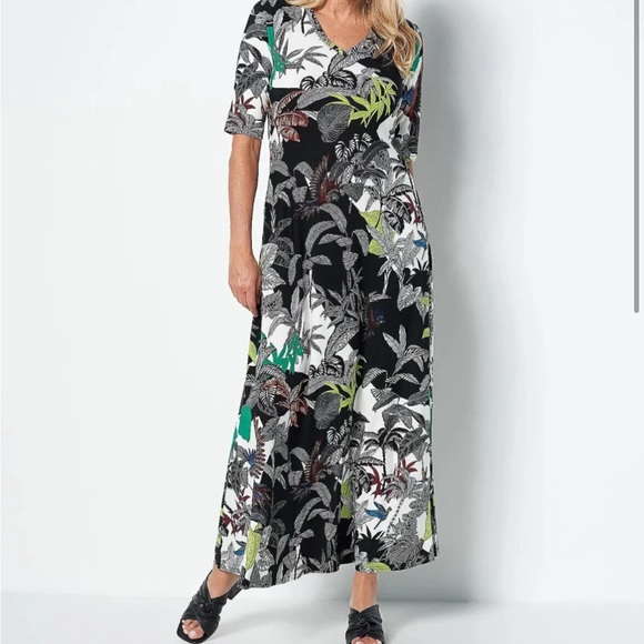 Attitudes by Renee | Dresses | Attitudes By Renee Collection Maxi Dress ...